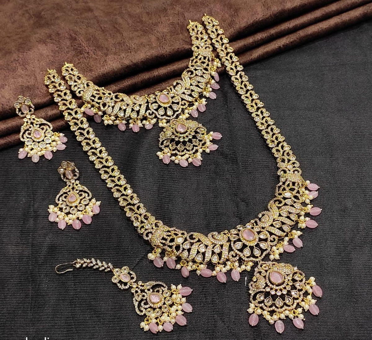 HAVEENA (Pink) – Yajnaseni
